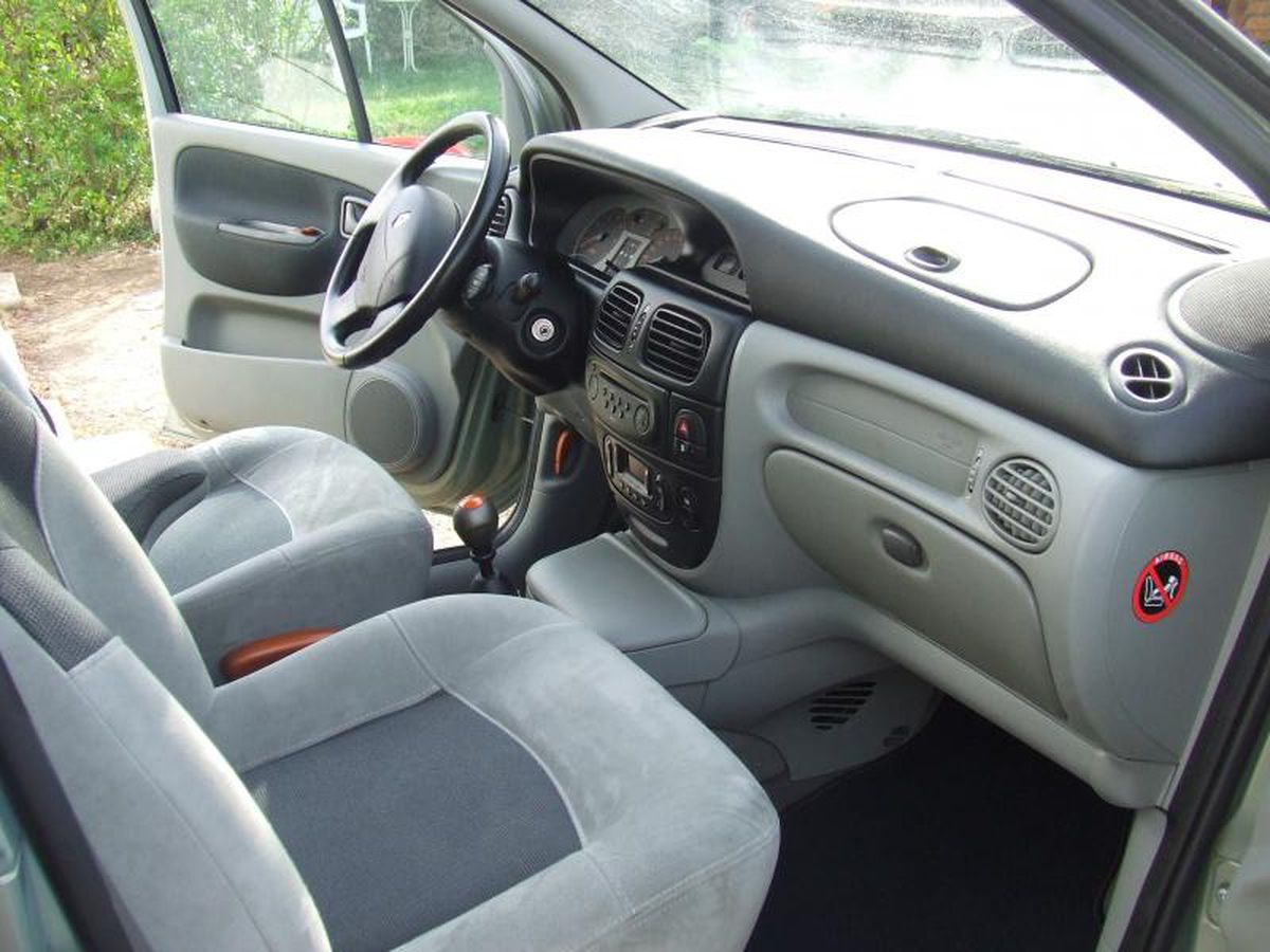 Renault Scénic RX4: présentation, tarifs, équipements