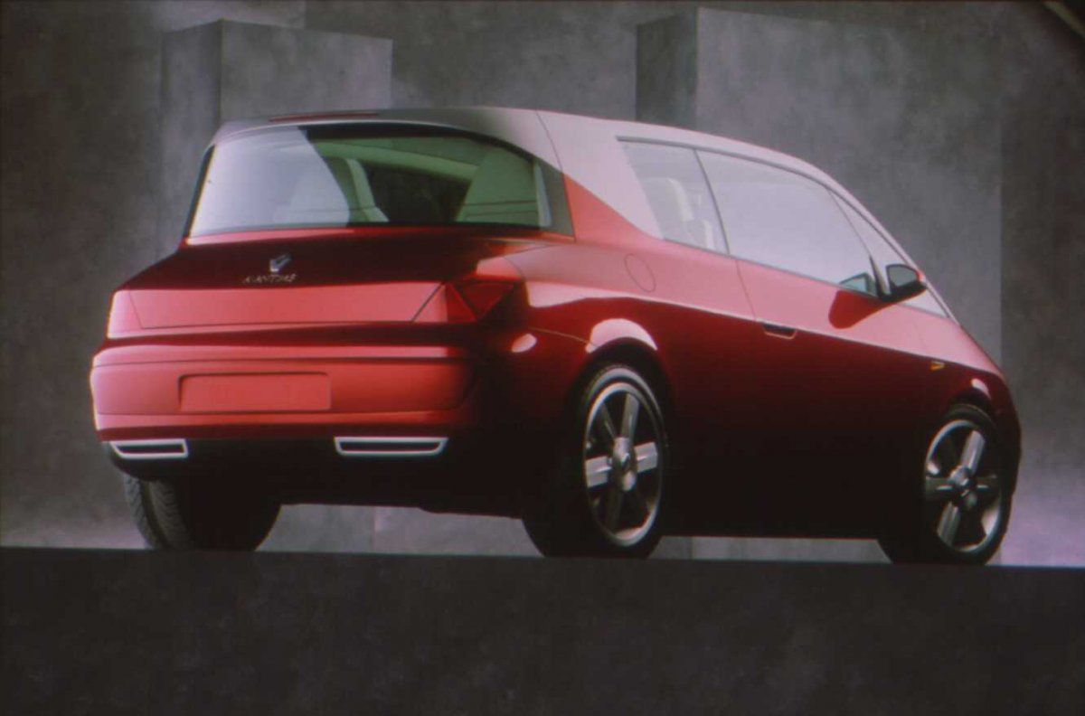 Le Concept-car Renault Avantime (1999): un ONVI devenu réalité