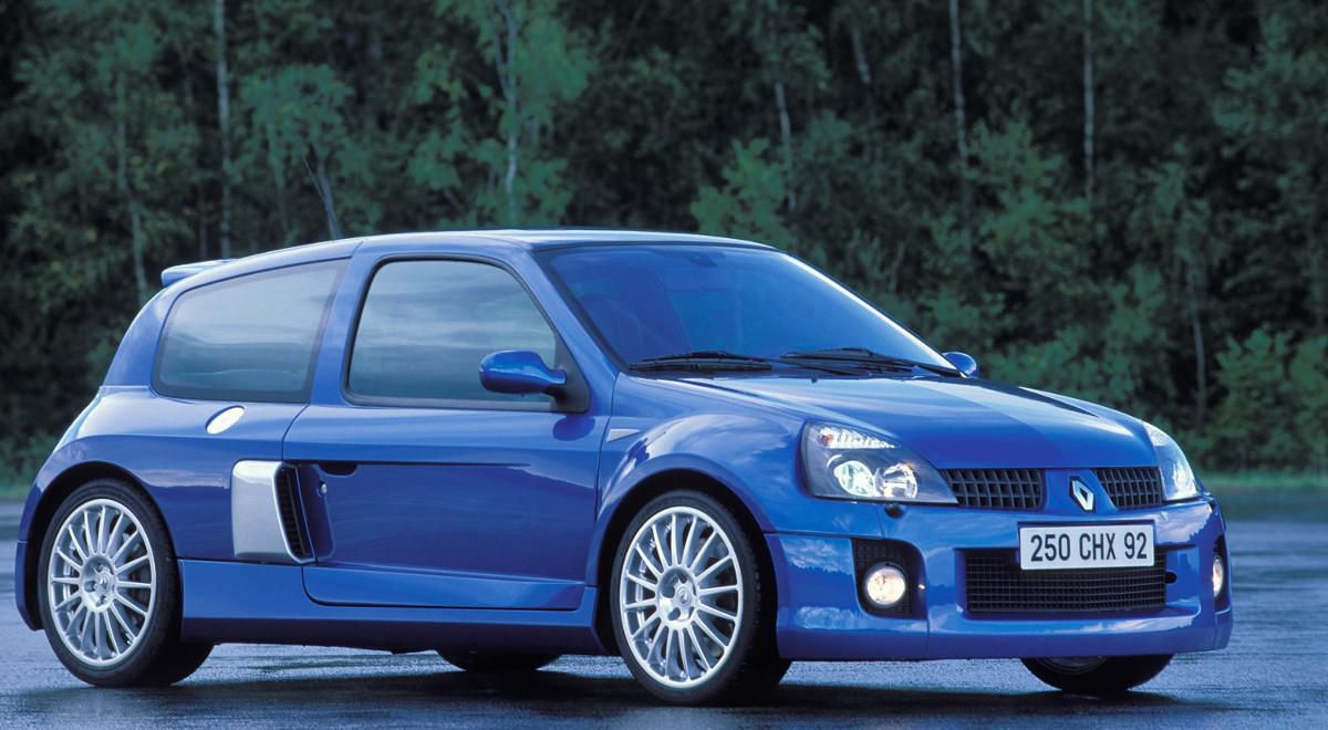 Renault Clio V6: la digne héritière de la R5 Turbo