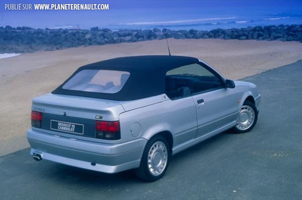 R19 Cabriolet (91-97), la ligne avant tout