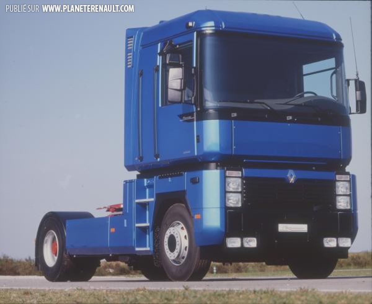 1992-1999: Renault VI devient un constructeur mondial