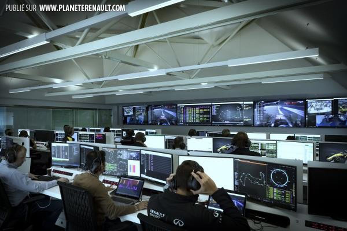 Renault F1: dans les coulisses d'Enstone