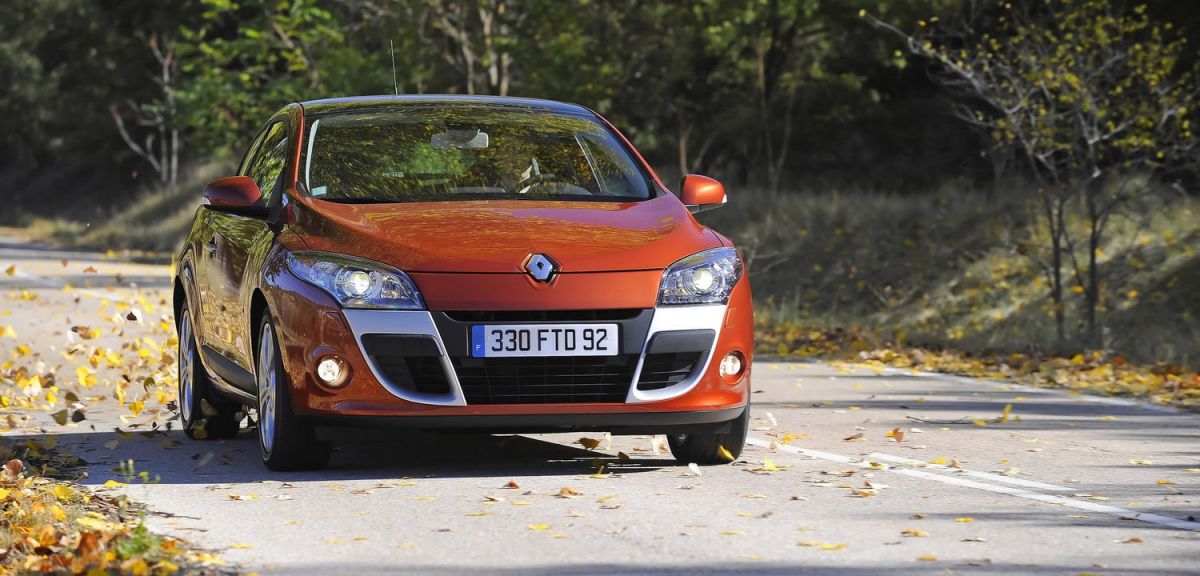 Renault Mégane II RS R26 R: présentation, caracteristiques, tarifs