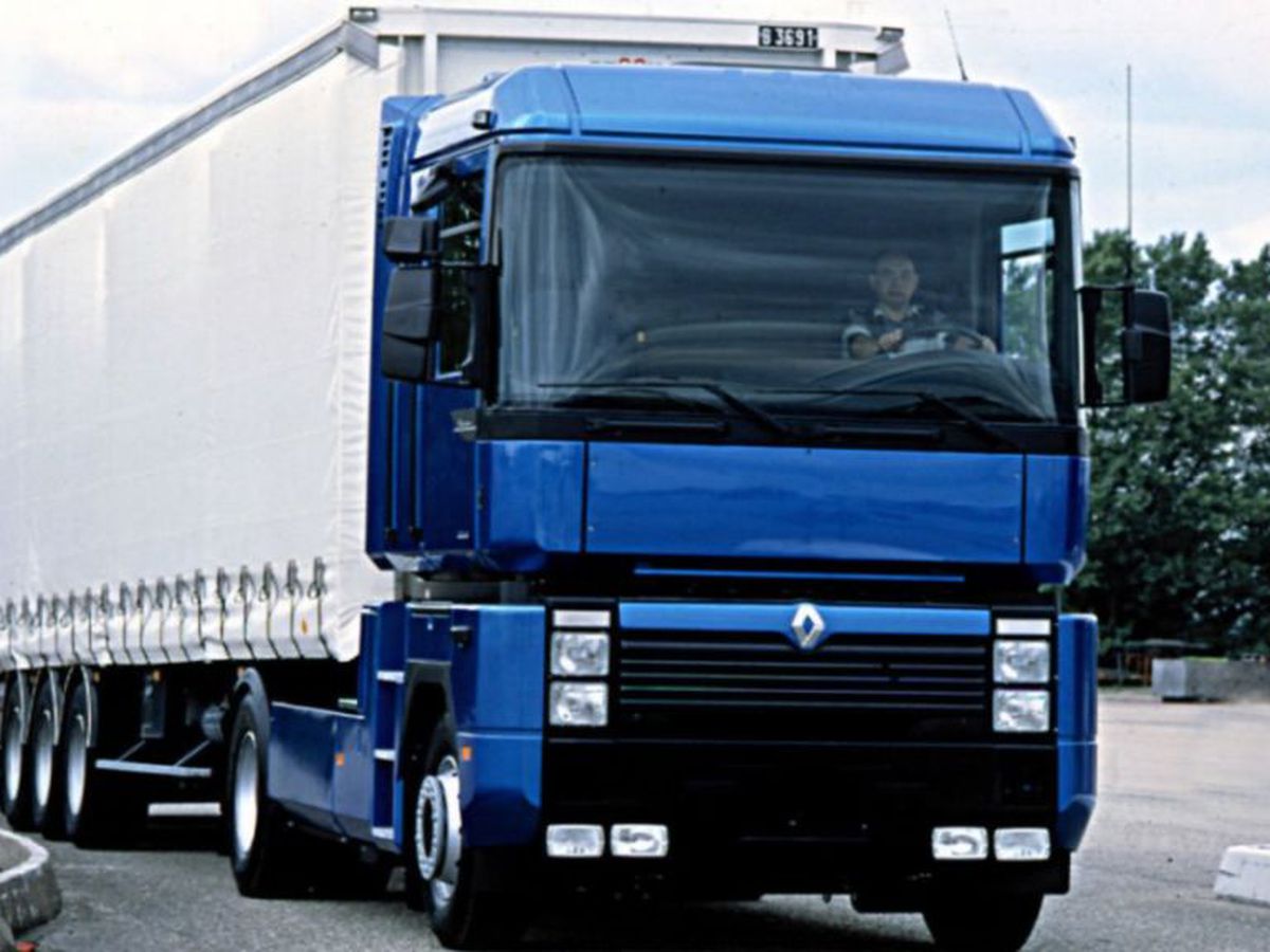 1992-1999: Renault VI devient un constructeur mondial