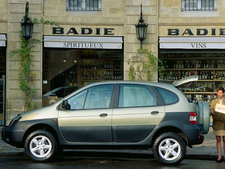 Renault Scénic RX4: présentation, tarifs, équipements